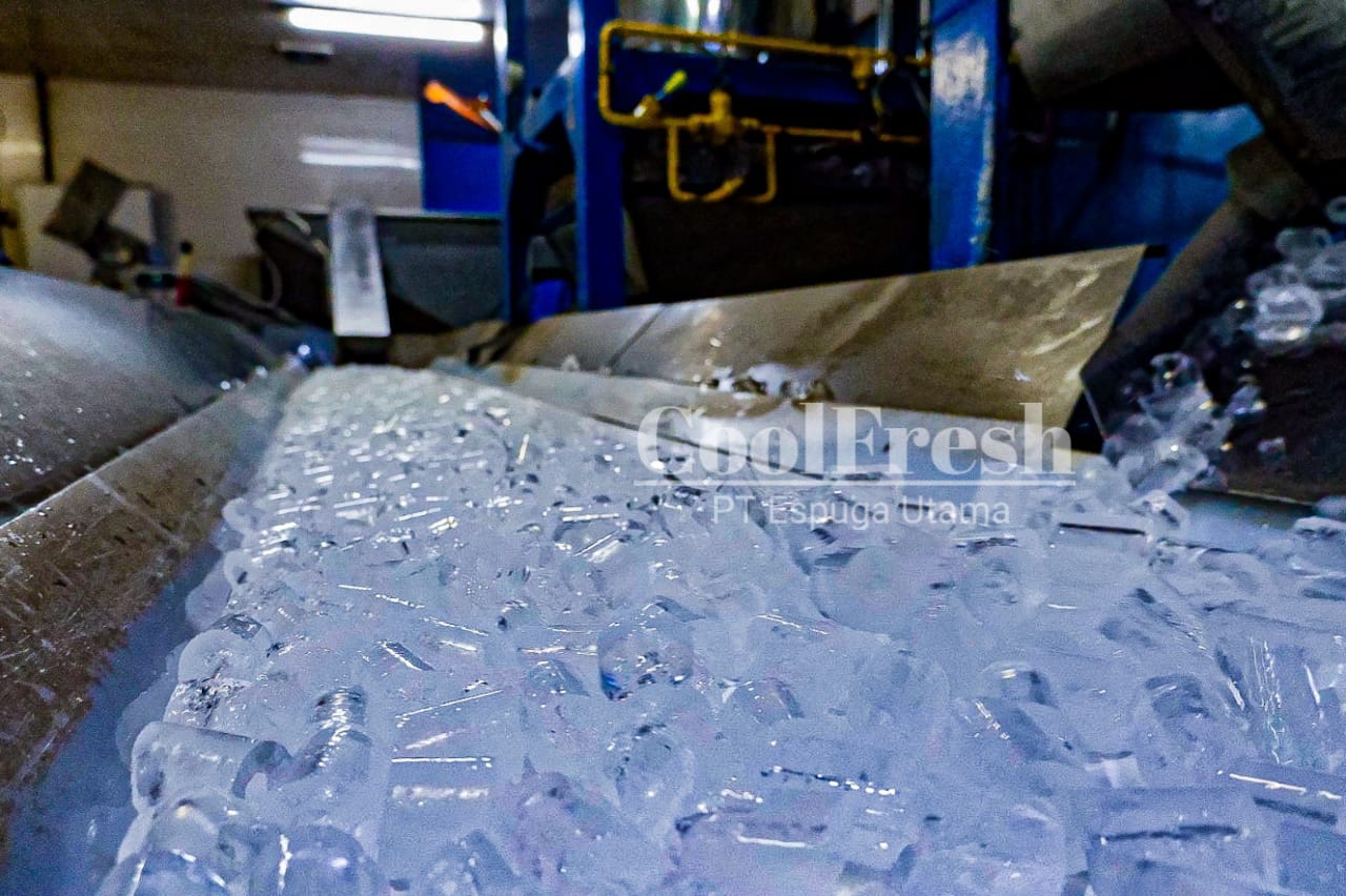 Product - Es Kristal PT Espuga Utama